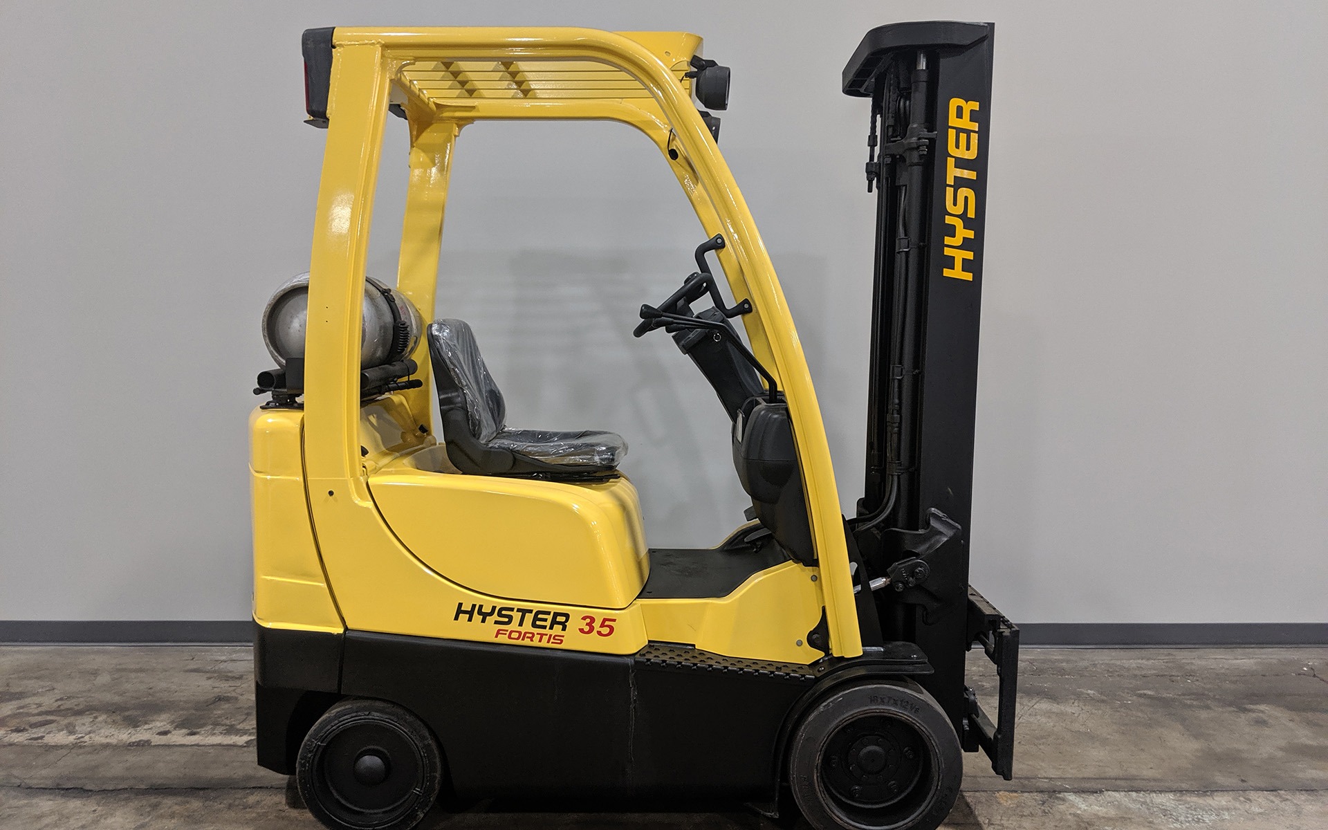 2010 HYSTER S35FT Stock # 4577 for sale near Cary, IL | IL HYSTER Dealer