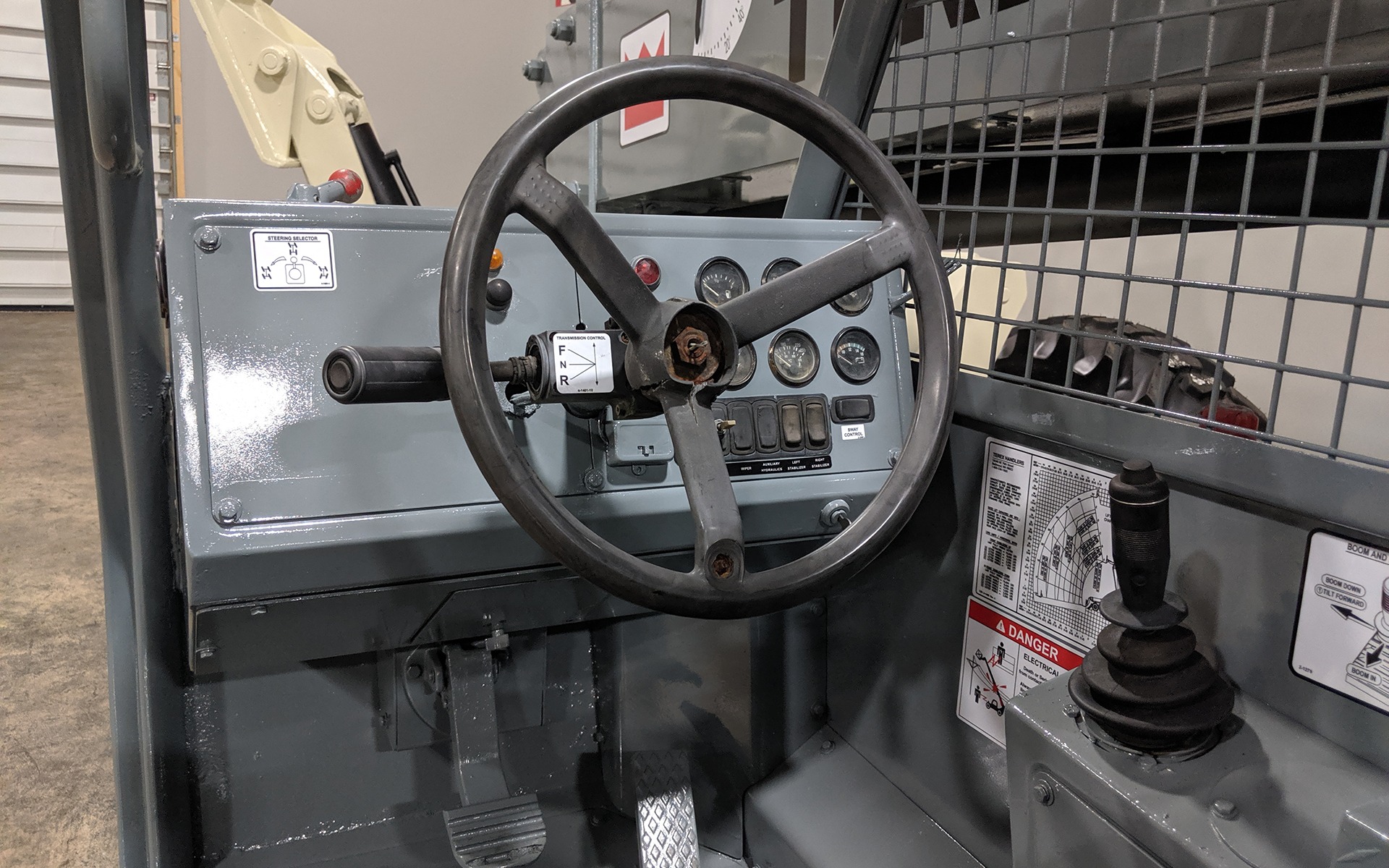 2005 TEREX TH1056C Stock # 6207 for sale near Cary, IL | IL TEREX Dealer