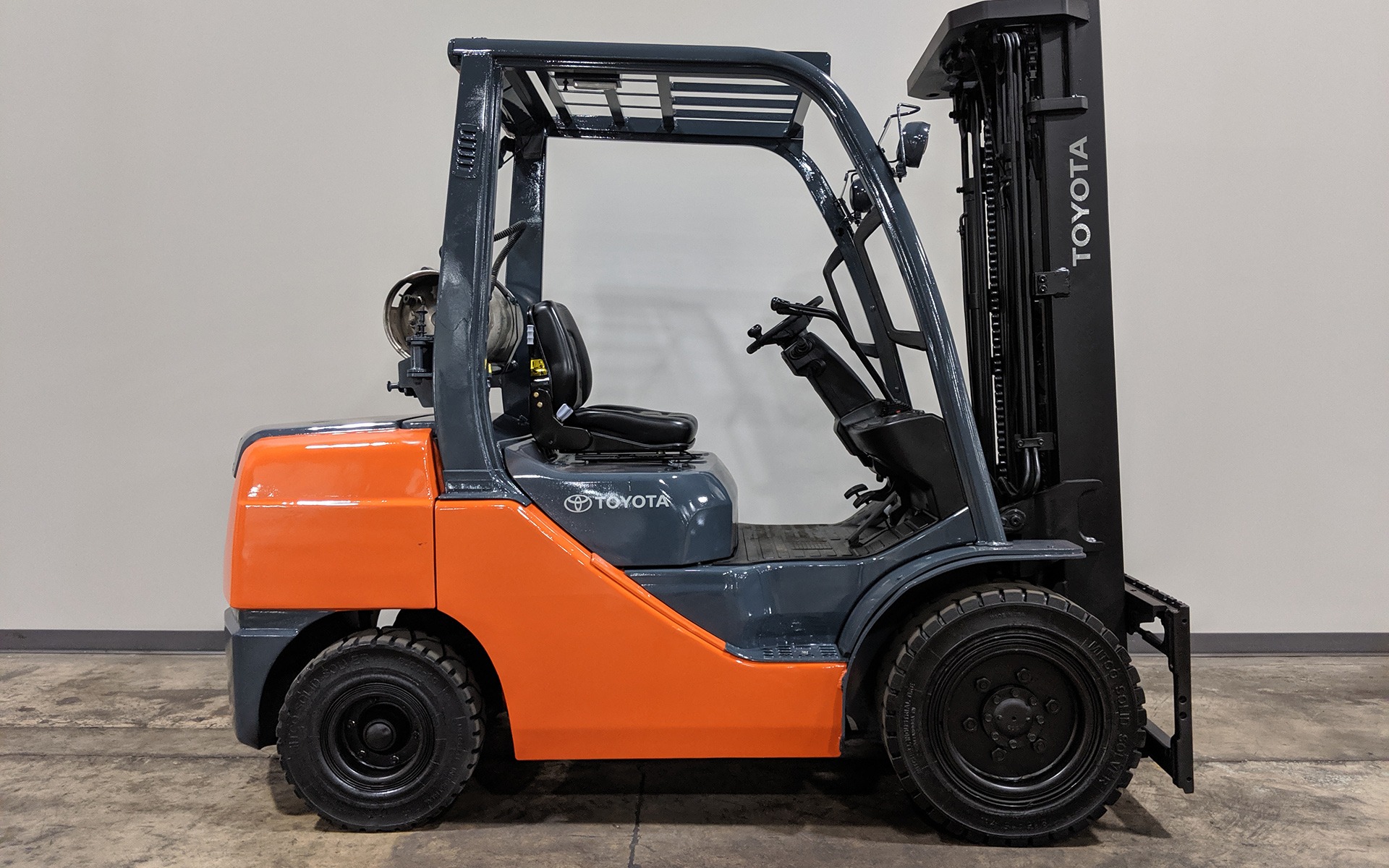 2012 TOYOTA 8FGU32 Stock # 6585 for sale near Cary, IL | IL TOYOTA Dealer