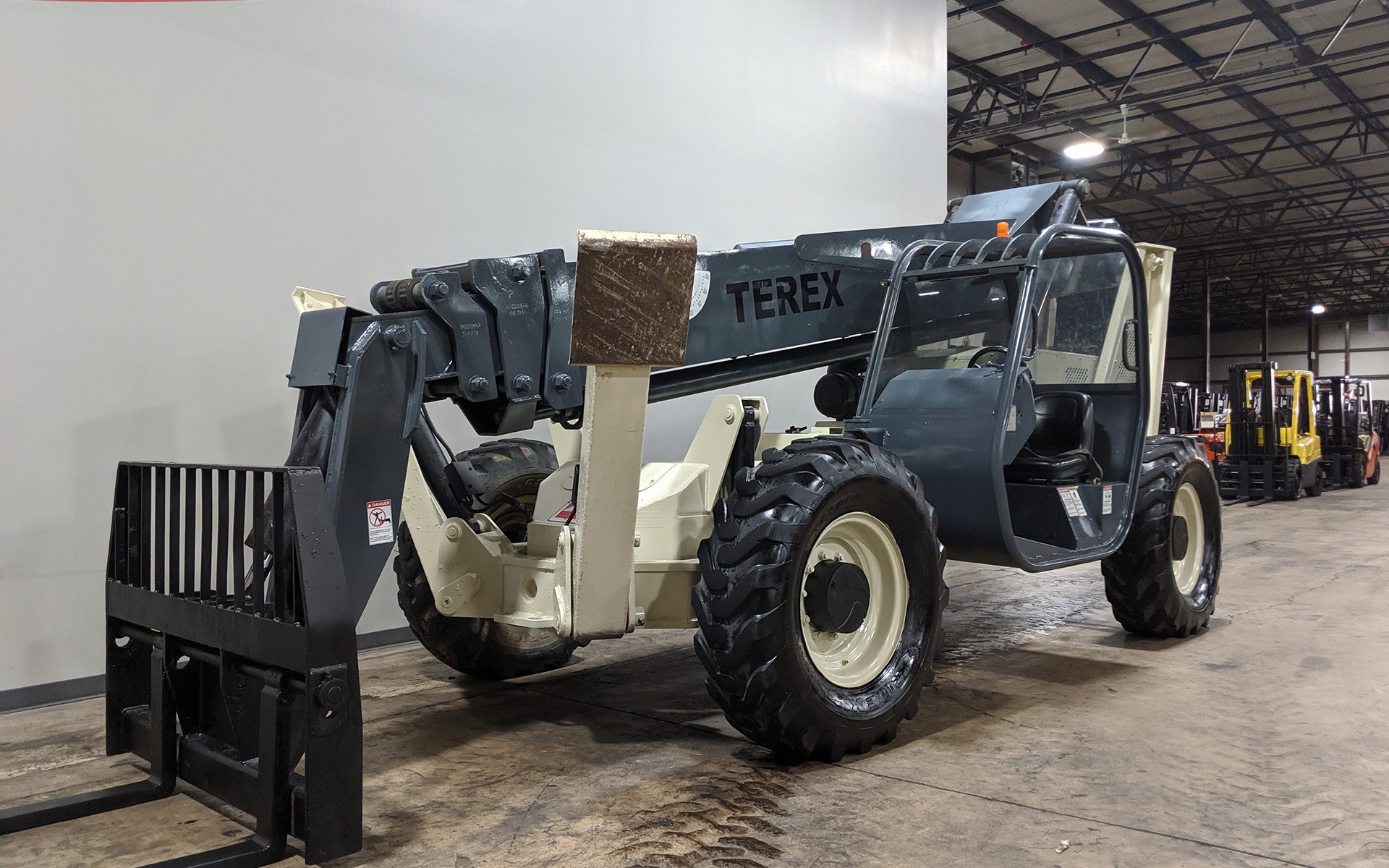 2005 TEREX TH1056C Stock # 6711 for sale near Cary, IL | IL TEREX Dealer