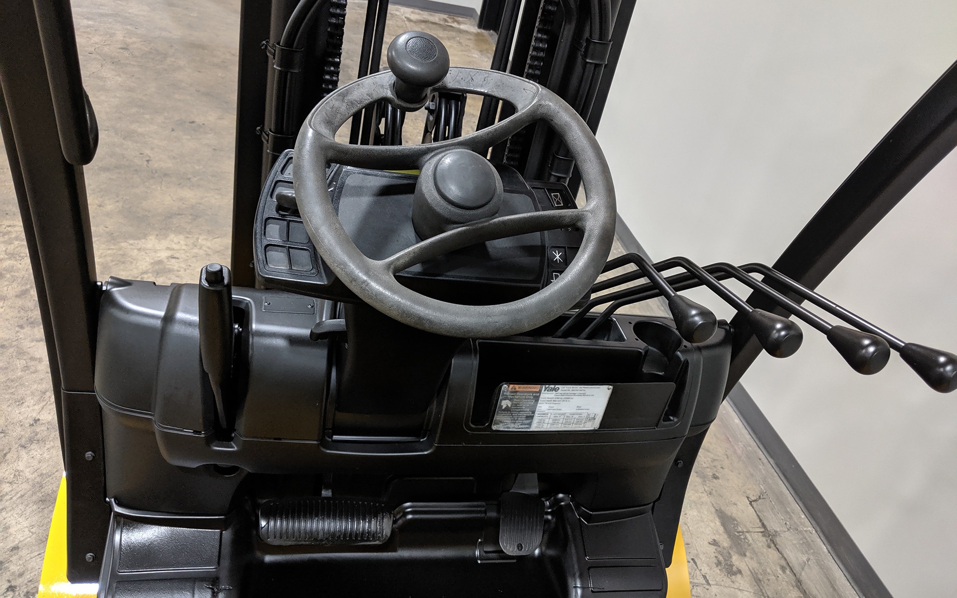 2013 YALE GLP050VX Stock # 6652 for sale near Cary, IL | IL YALE Dealer