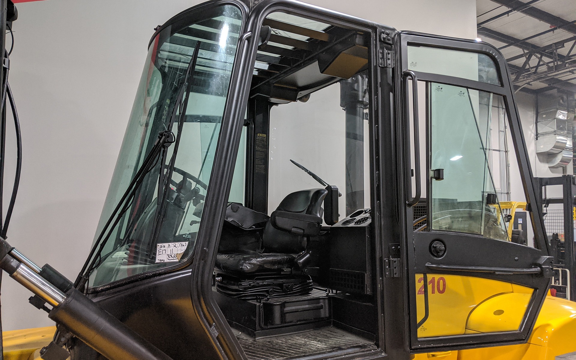 2006 HYSTER H210HD Stock # 7011 for sale near Cary, IL | IL HYSTER Dealer