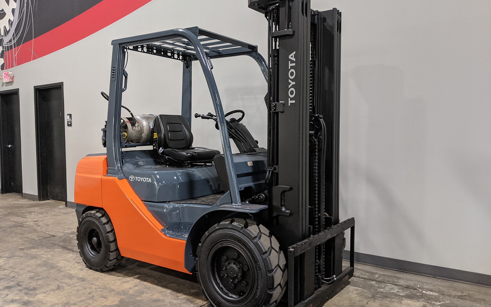 2014 TOYOTA 8FGU30 Stock # 6924 for sale near Cary, IL | IL TOYOTA Dealer