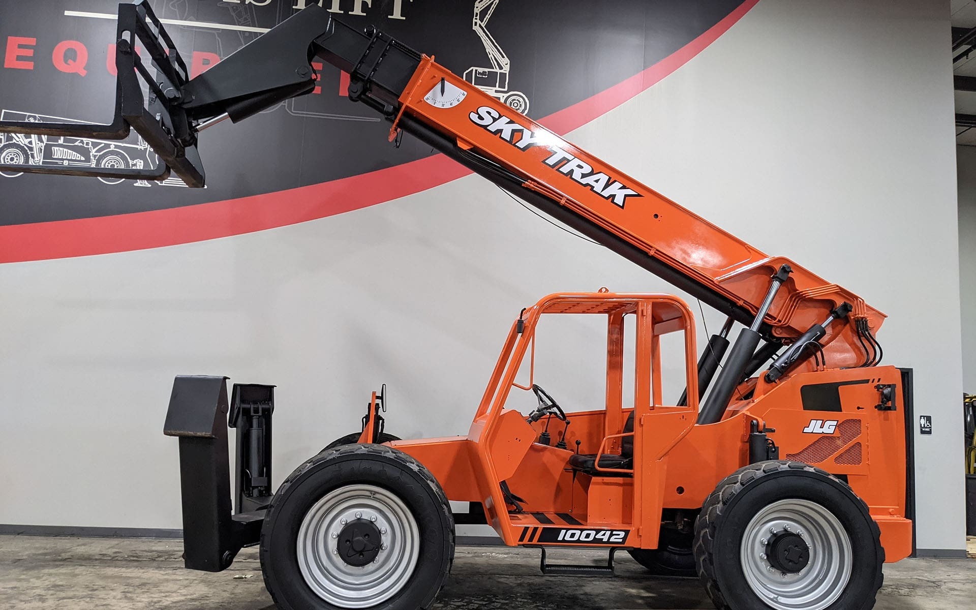 2015 SKYTRAK 10042 Stock # 8375 for sale near Cary, IL | IL SKYTRAK Dealer