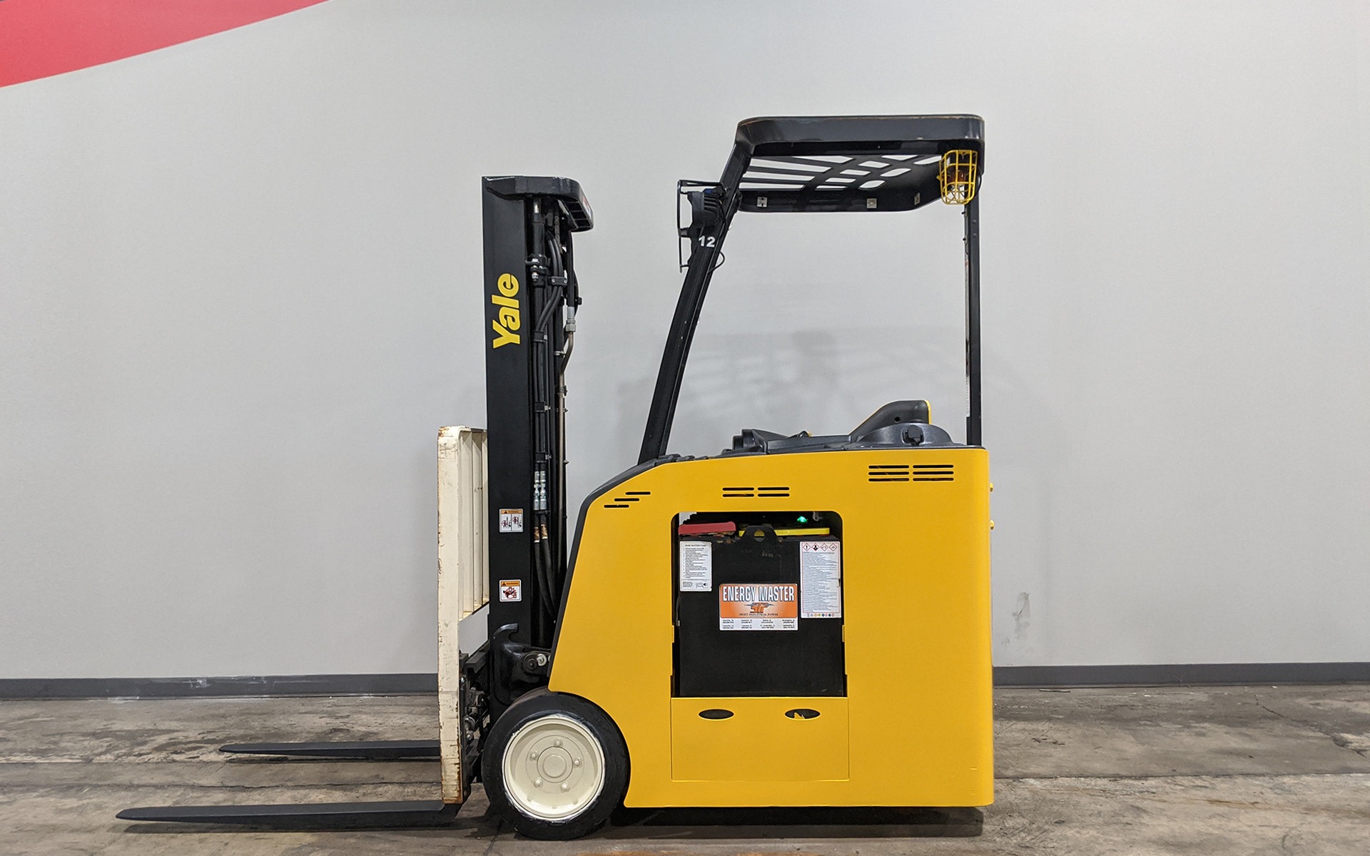 2016 YALE ESC040 Stock # 7816 for sale near Cary, IL | IL YALE Dealer