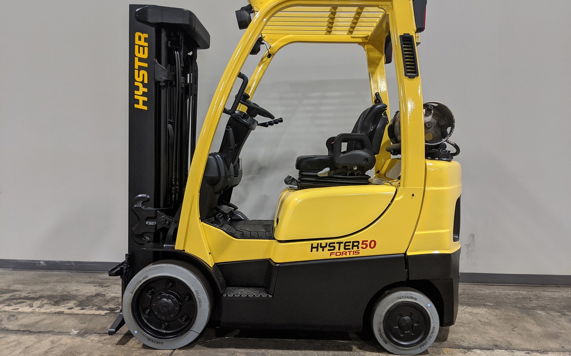 2017 HYSTER S50FT Stock # 7378 for sale near Cary, IL | IL HYSTER Dealer