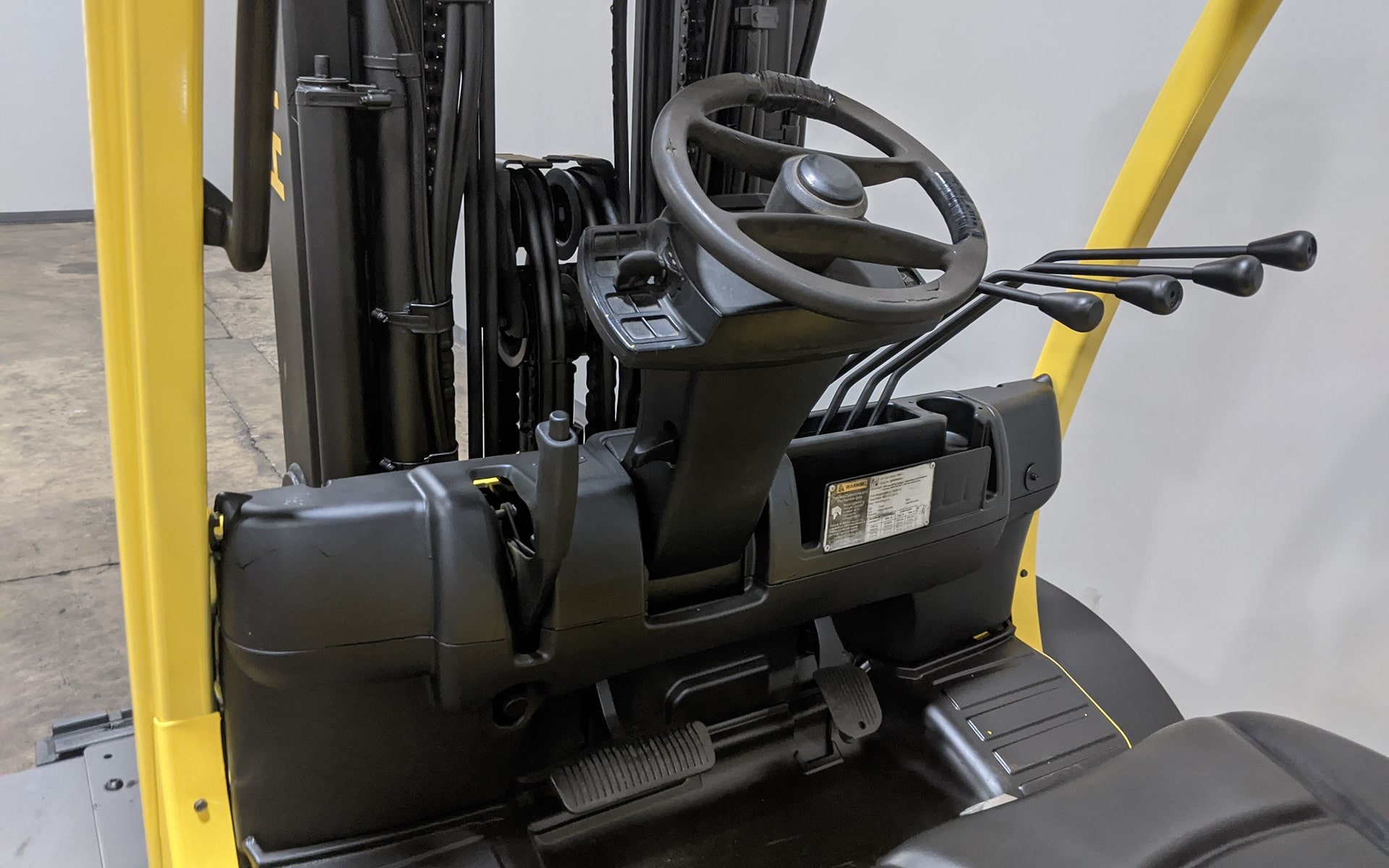 2013 HYSTER H80FT Stock # 8328 for sale near Cary, IL | IL HYSTER Dealer