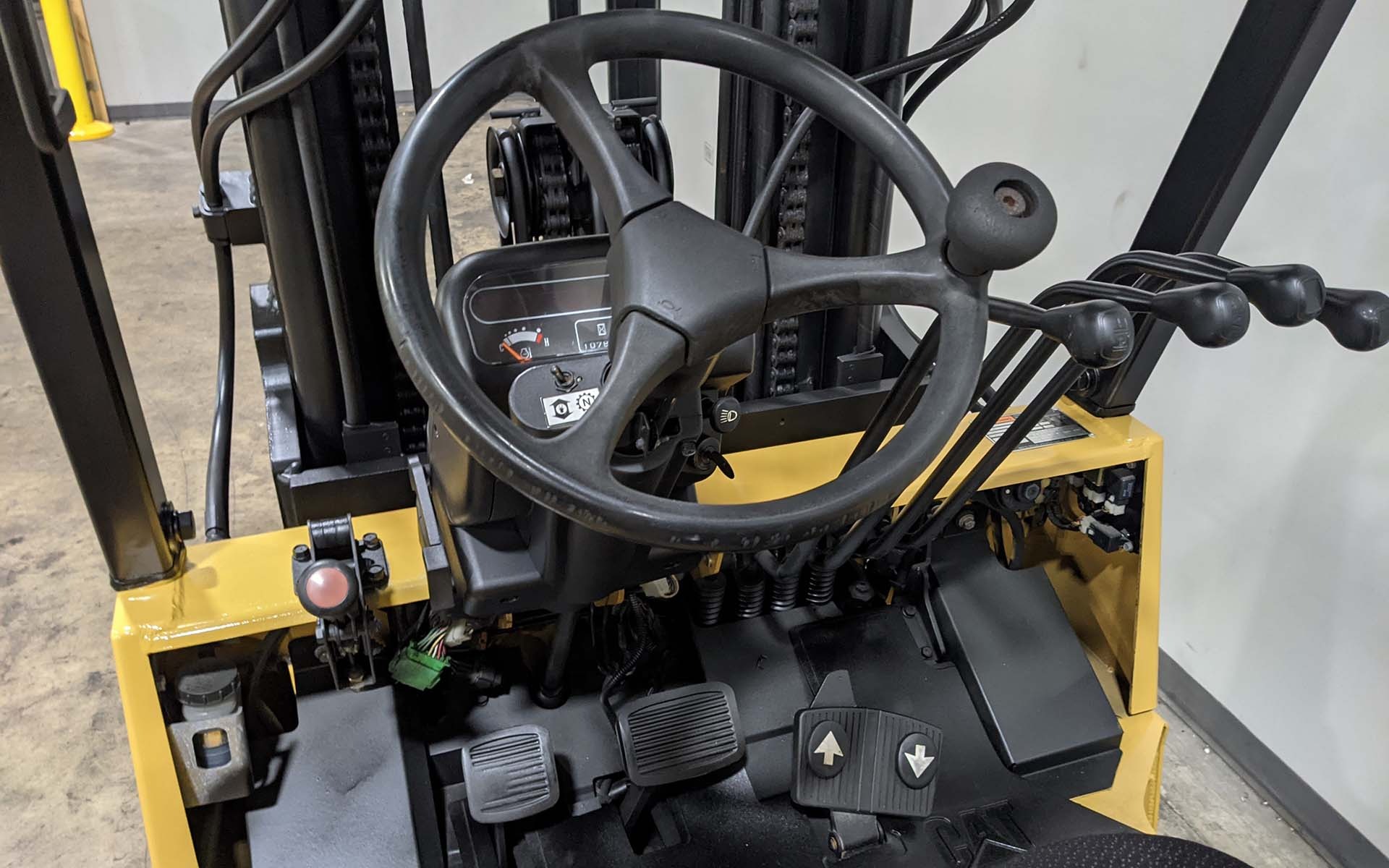 2005 CATERPILLAR GC40K Stock # 9275 for sale near Cary, IL | IL ...