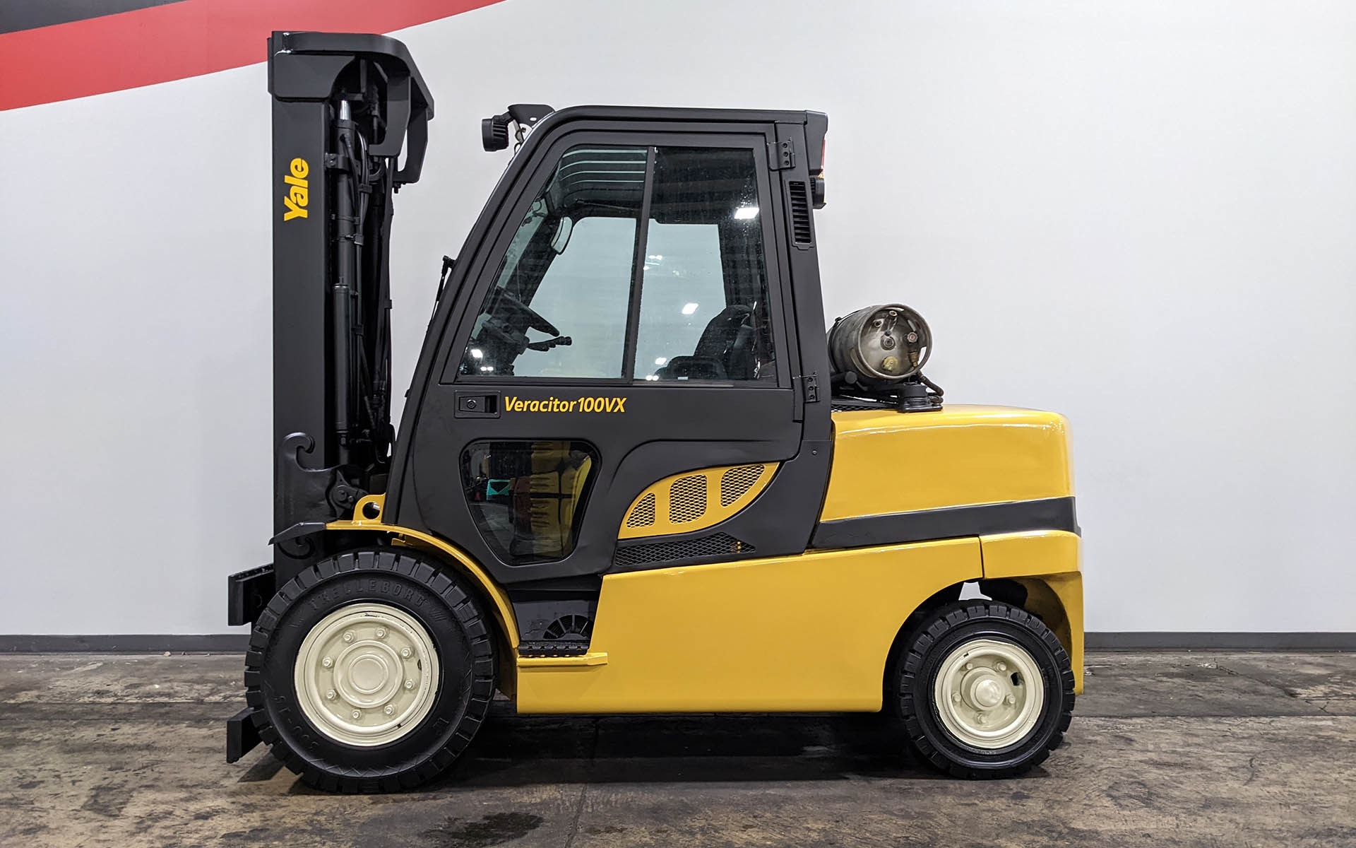 2017 YALE GLP100VX Stock # 11060 for sale near Cary, IL | IL YALE Dealer