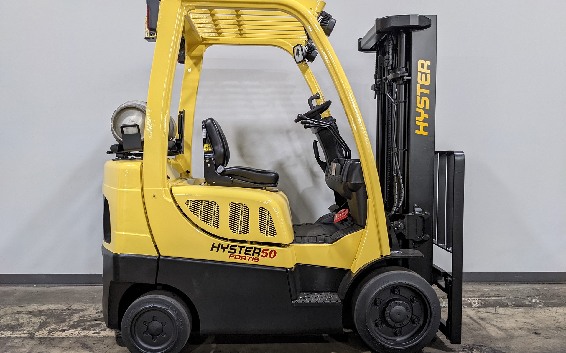 2013 HYSTER S50FT Stock # 11272 for sale near Cary, IL | IL HYSTER Dealer